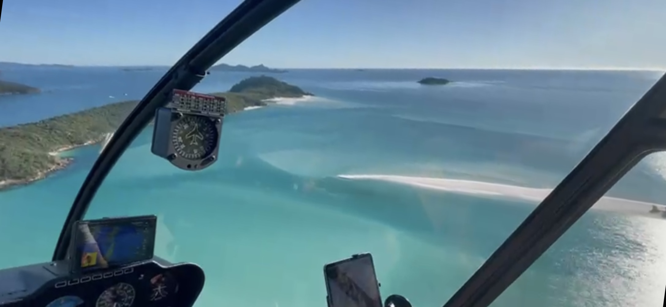 Whitsunday Helicopter Hire – Helicopter cross hire for private pilots